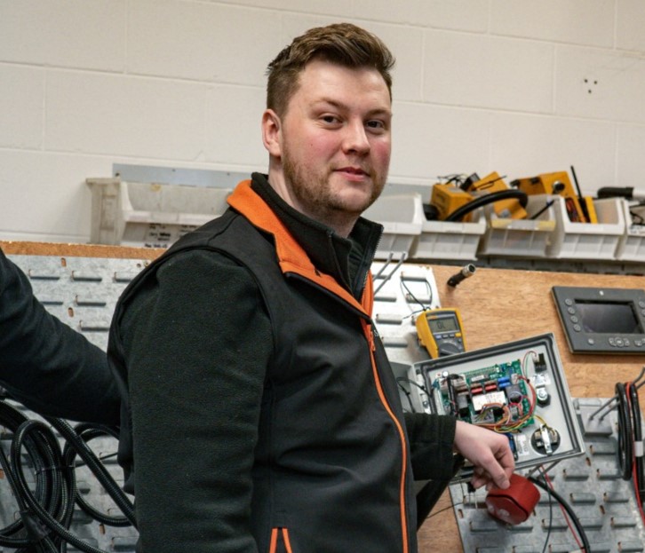 Apprenticeships at JMG Systems - JMG Systems